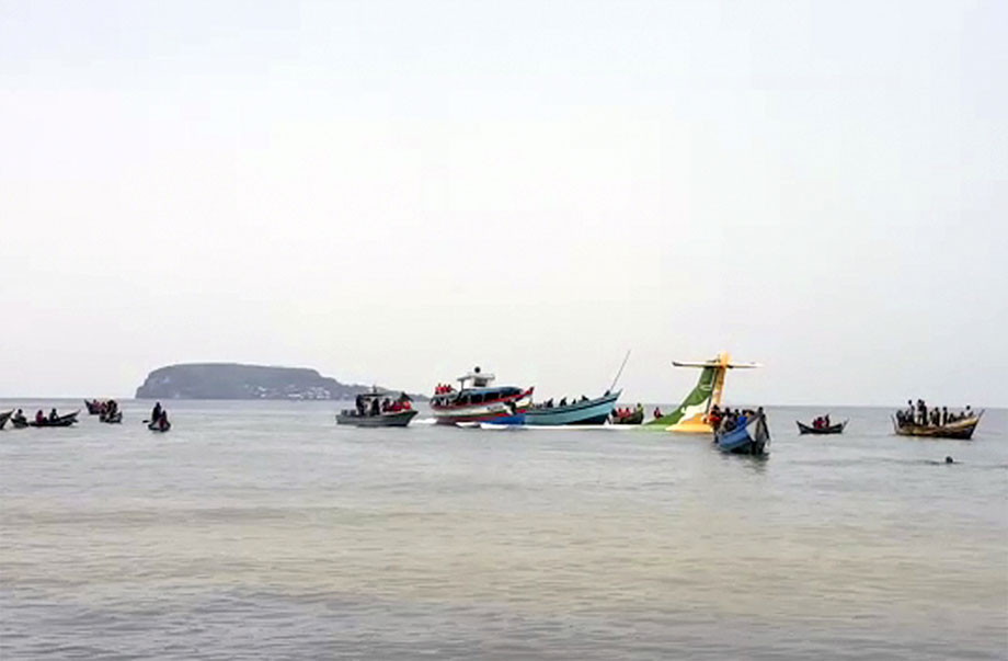 Accident of an ATR 42 operated by Precision Air - Bukoba, Tanzania ...